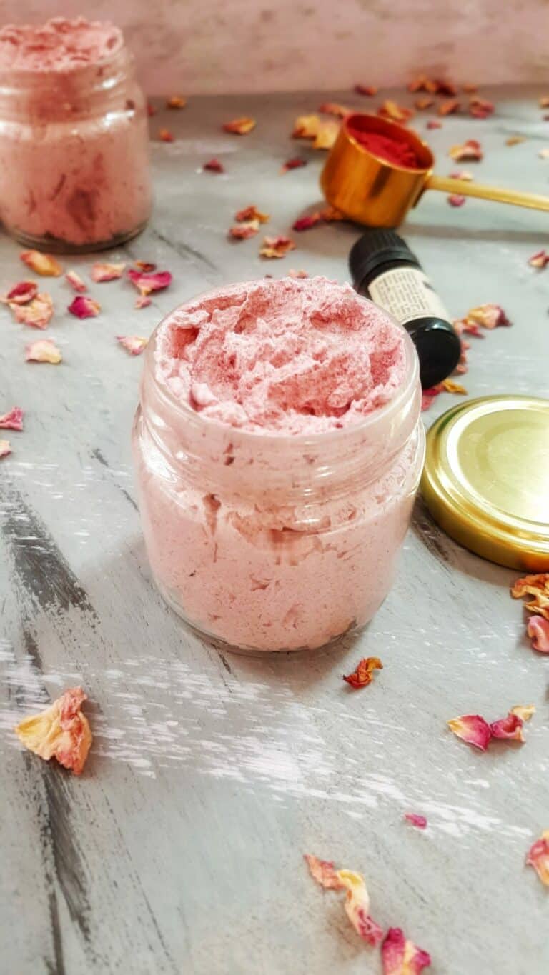 How to Make DIY Face Cream (Includes Ingredients & Recipe ...