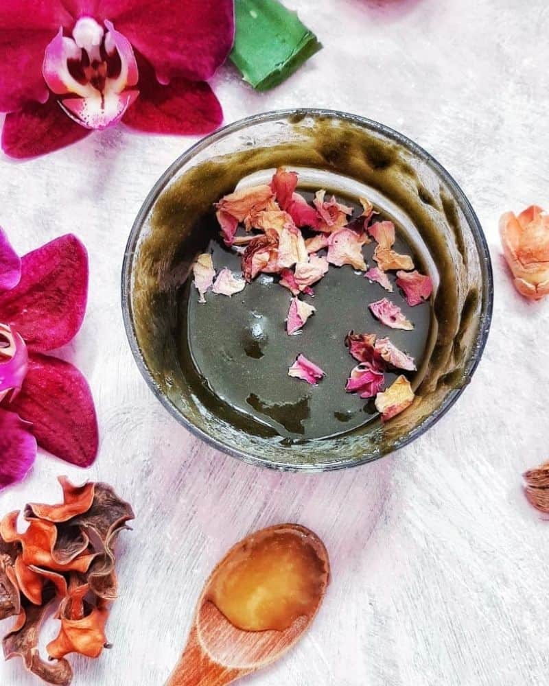 DIY Matcha Face Mask for Glowing Skin - greenbeautymama.com