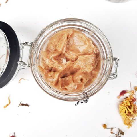 The Best DIY Gingerbread Body Butter Recipe - greenbeautymama.com