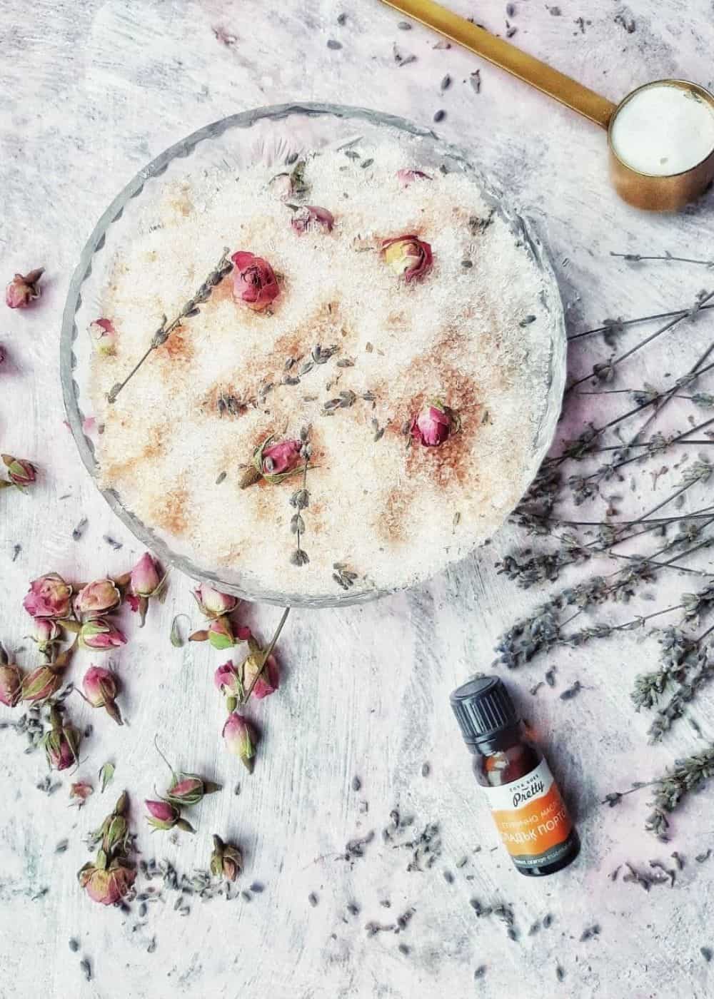The Best Epsom Salt Bath with Essential Oils Recipe - greenbeautymama.com