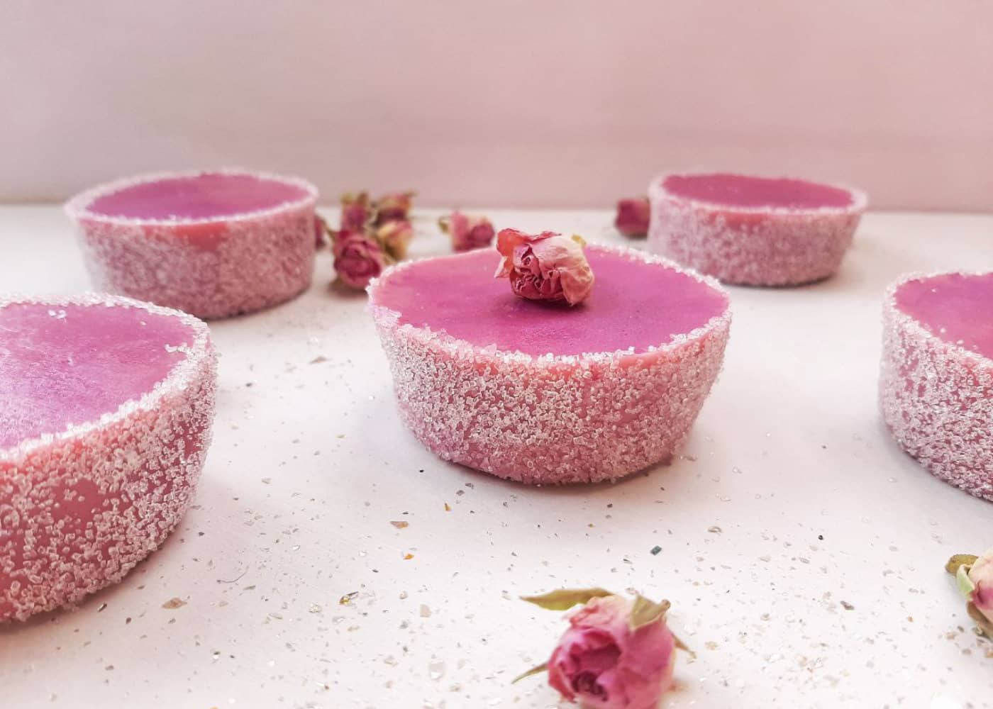 Easy Rose Soap Recipe - greenbeautymama.com
