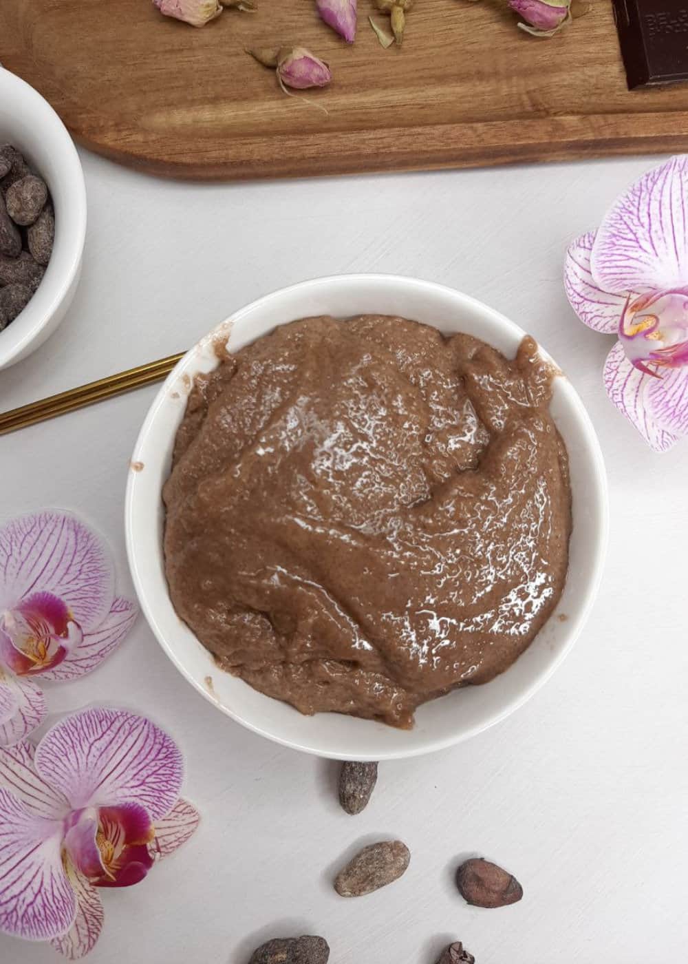 The Best Chocolate Sugar Scrub - greenbeautymama.com