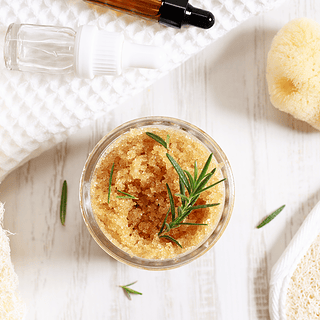 Cellulite Busting Ginger Scrub | Easy DIY Cellulite Scrub ...