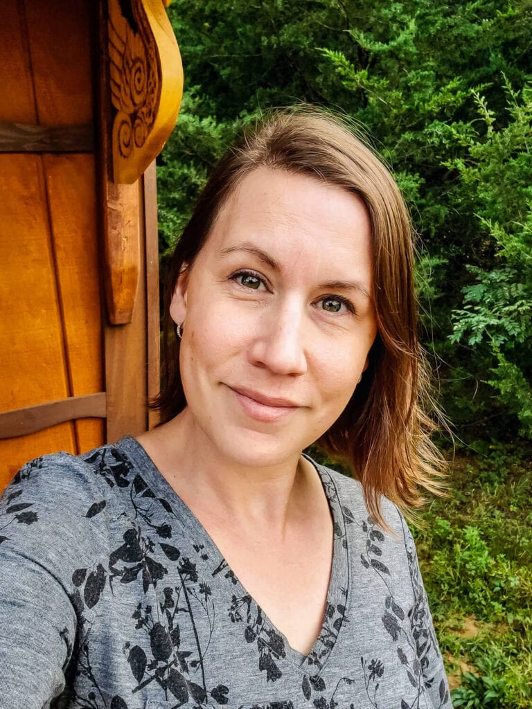 The Best Homemade Tanning Oil for a DIY Sun-Kissed Skin ...